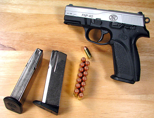 Fabrique Nationale FNP-40